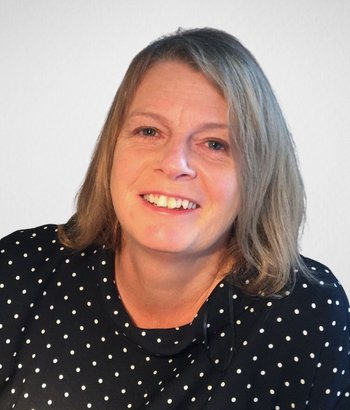 Jean Casey - Girls Not Brides